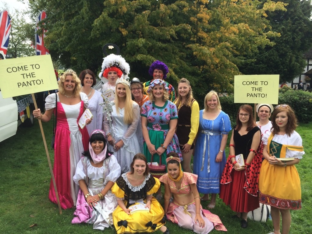 NEWS: Stourport Carnival is a Hit – Monday Night Group